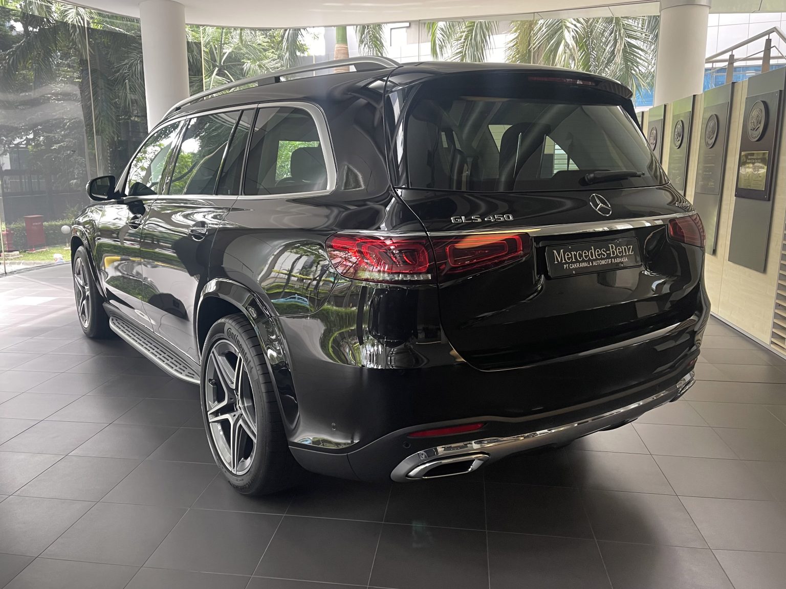 Mercedes-Benz GLS 450 AMG Line | Mercedes-Benz Jakarta